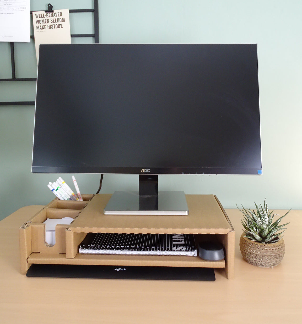 Kartonnen meubels van PUUR-karton — Karton Design